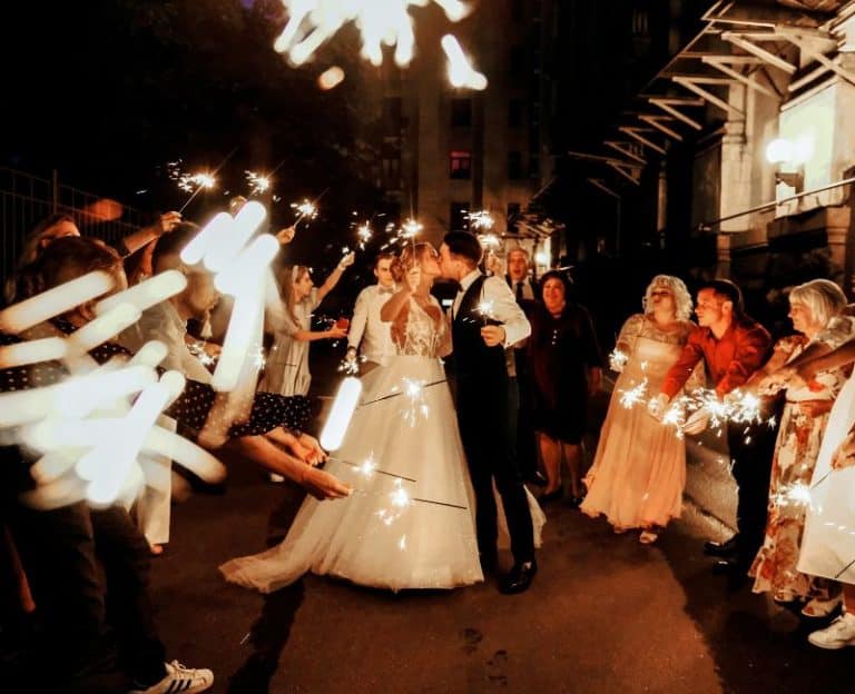 Wedding Reception vs Wedding Ceremony - What You Need to Know
